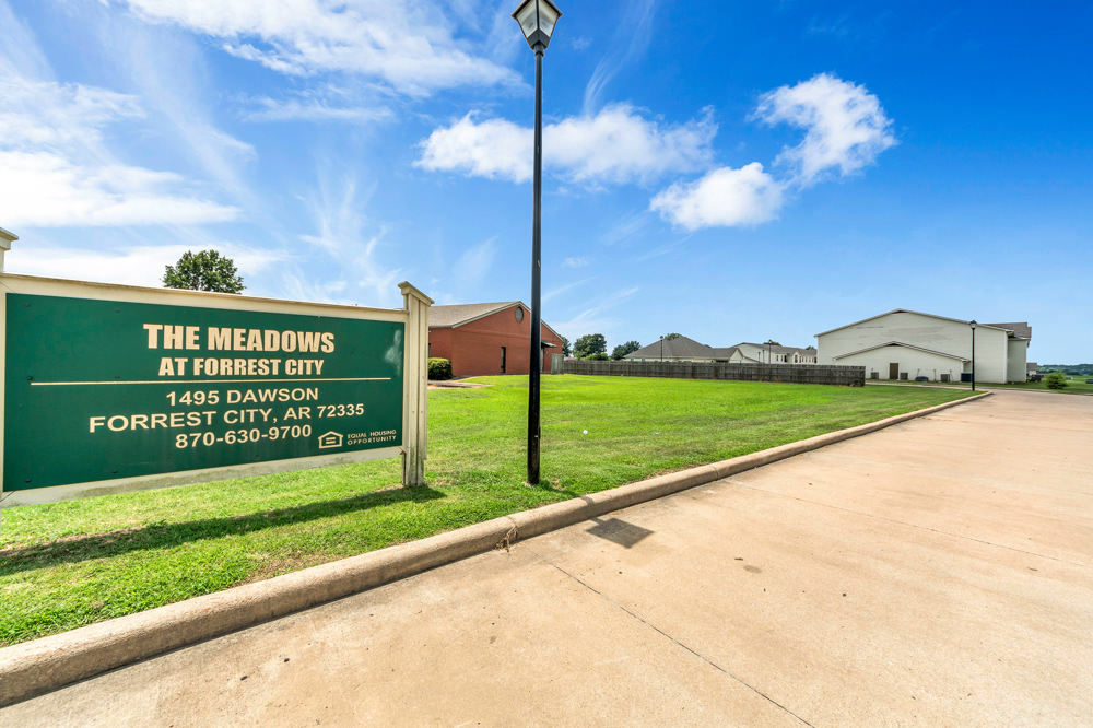 Apartment Homes in Forrest City, AR | Meadows At Forrest City | (870 ...